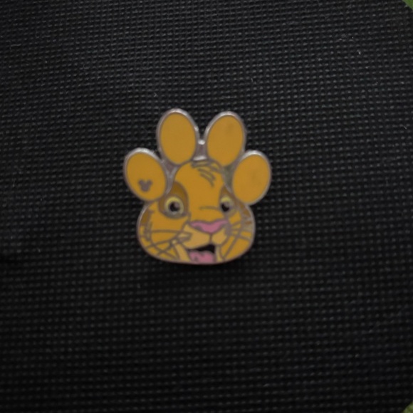 Disney | Other | Simba Paw The Lion King Disney Trading Pin | Poshmark